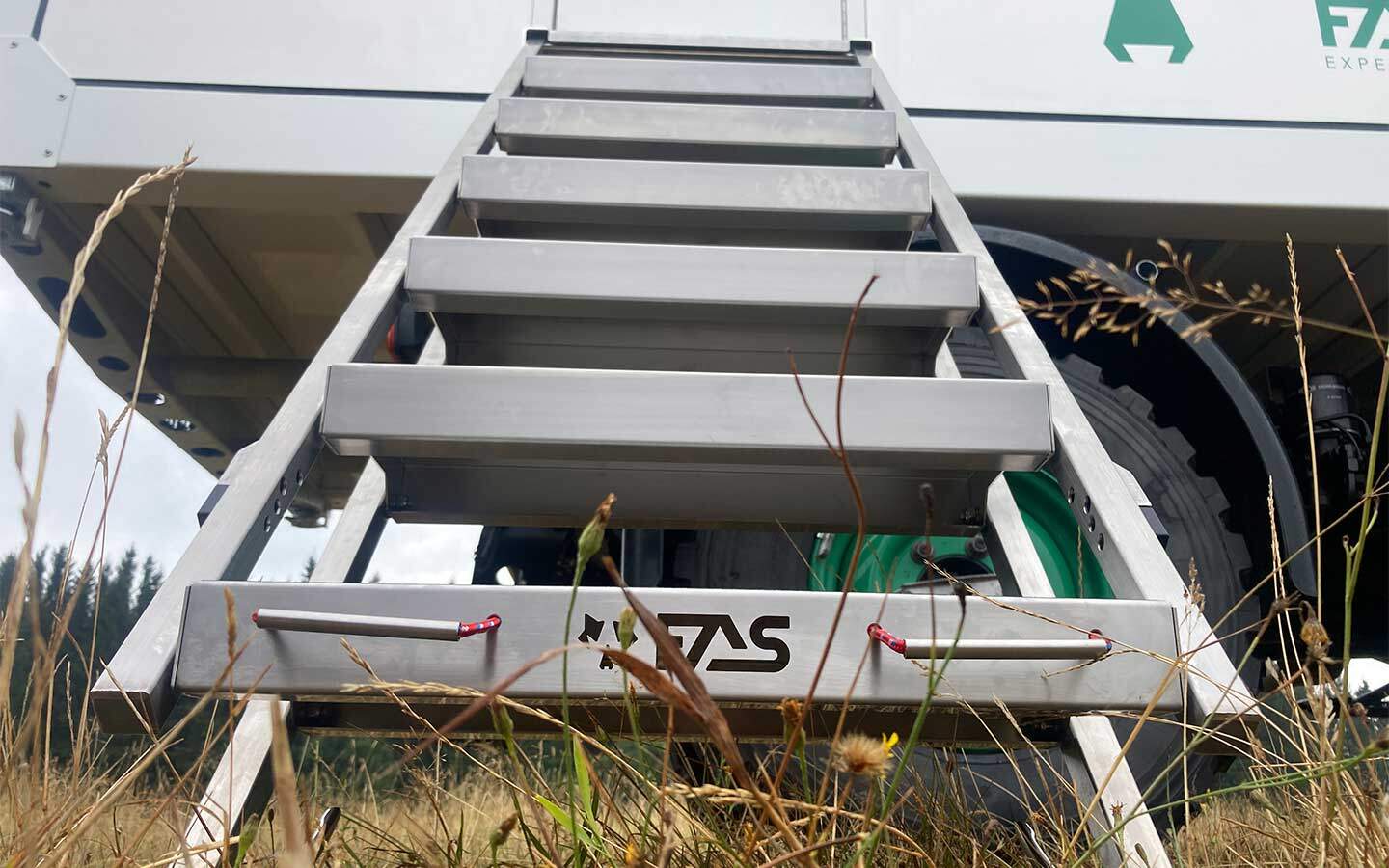 FAS Expedition - luxury overlanding vehicles and components for self ...