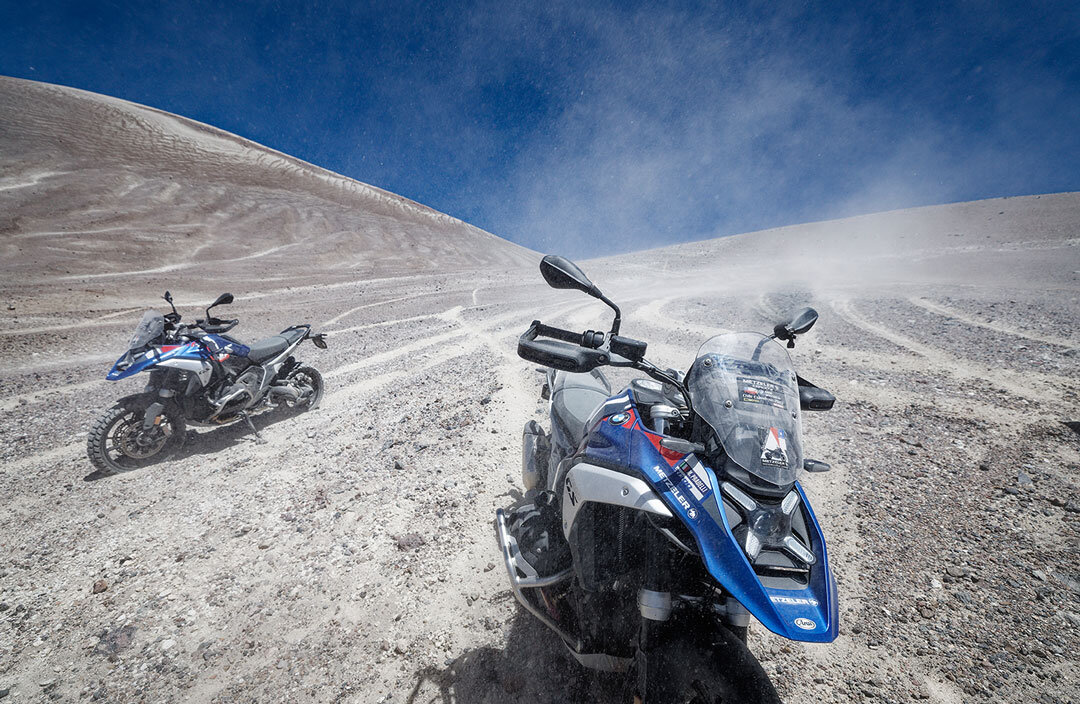 BMW Motorrad and Metzeler climb the world's highest active volcano with ...